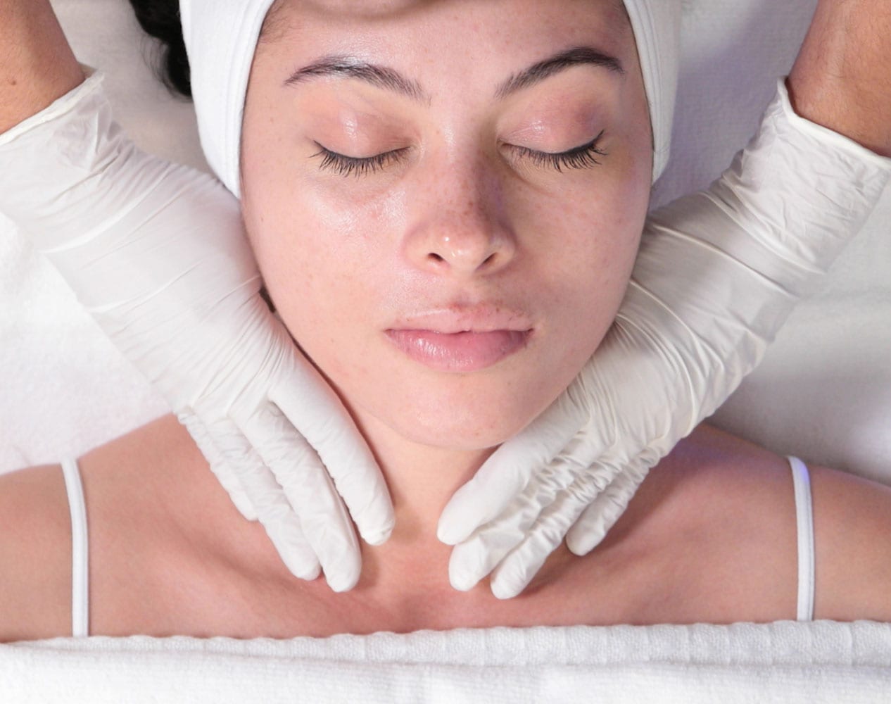 Trikwan Deep Exfoliation, Extraction & Pore Reduction Facial | TRIKWAN